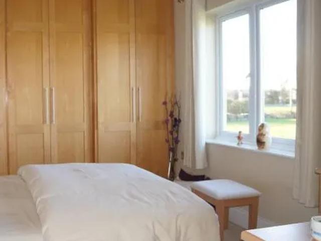 72 Glengall Grove, Cubitt Town, London, E14 3ND, United Kingdom | 3 bed apartment for rent #154587486 | Rentberry