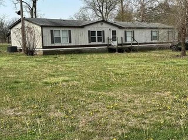 72 Grassy Lake Rd, Earle, AR 72331