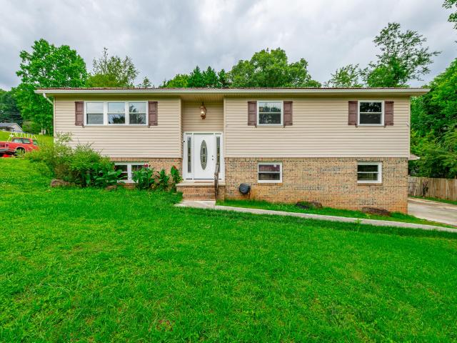 72 Gregory Lane