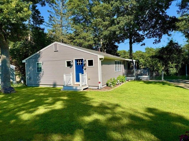 72 Handy Rd, Bourne, MA 02559