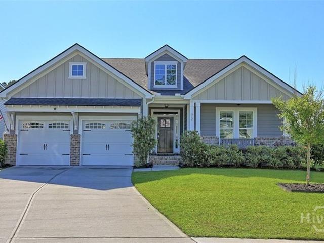 72 Hanover Pl, Richmond Hill, GA 31324