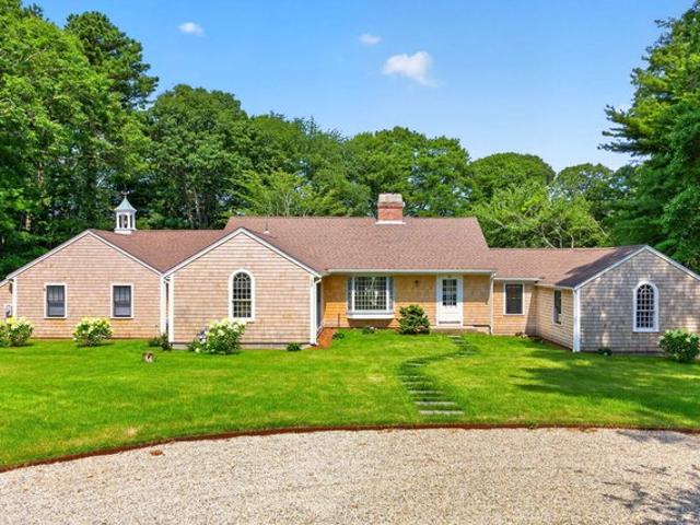 72 Hathaway Rd, Osterville, MA 02655