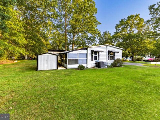 72 Hazelwood Dr