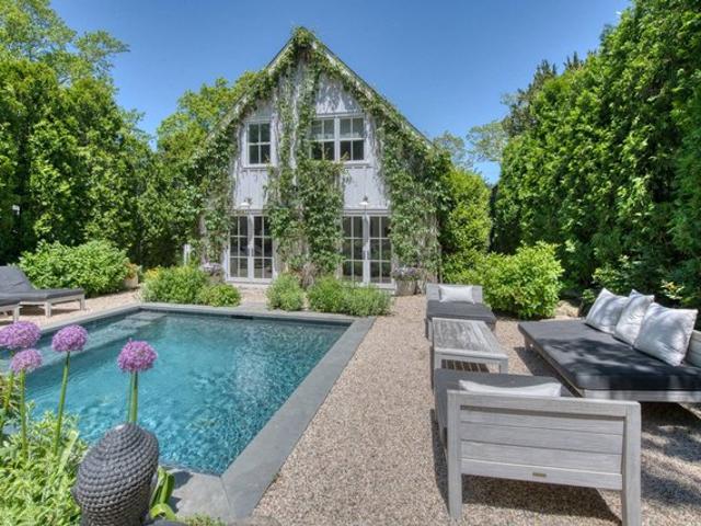 72 Hempstead St, Sag Harbor, NY 11963