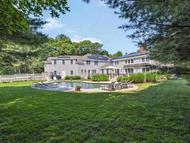 72 Highwood Way