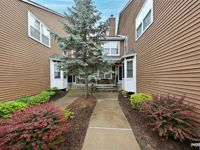 72 Hunter Road