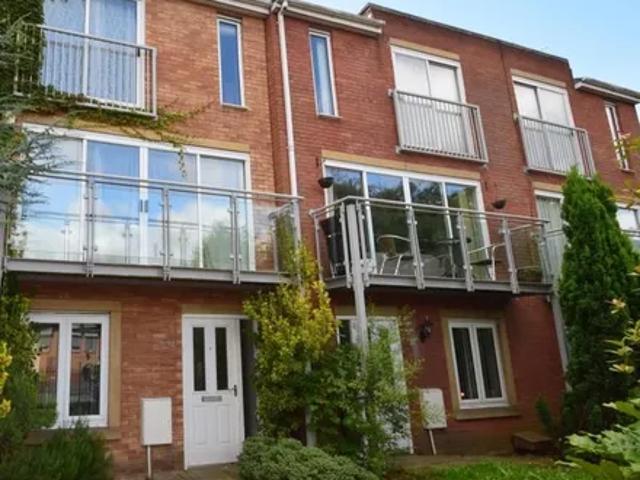 72 Jackson Crescent, Manchester, M15 5AA, United Kingdom | 3 bed townhouse for rent #167148998 | Rentberry