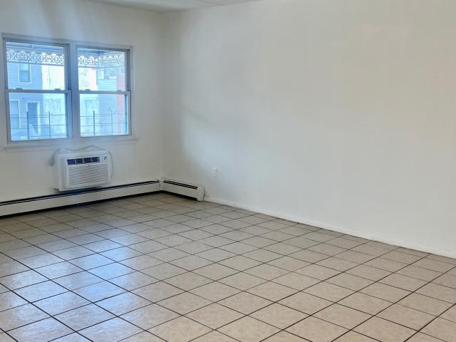 72 Menahan Street, Brooklyn, NY