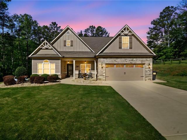 72 Meadowfinch Drive