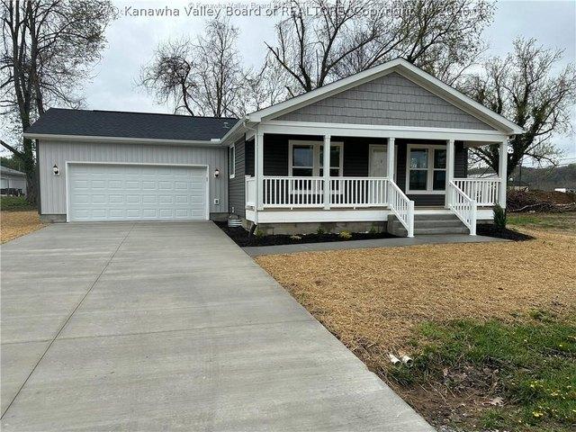 72 Milton Rd, Point Pleasant, WV 25550