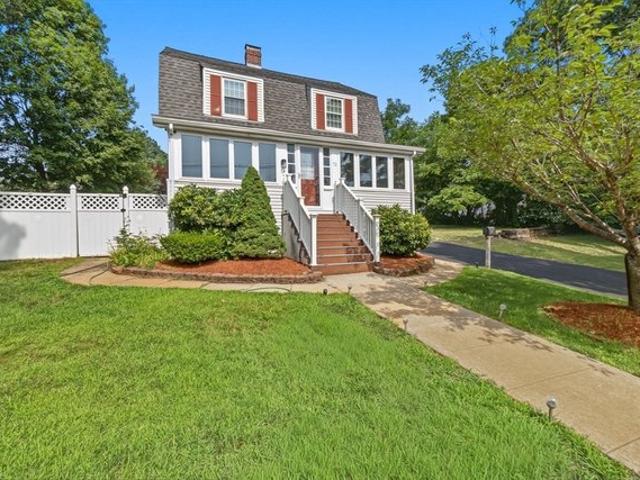72 Mishawum Rd, Woburn, MA 01801