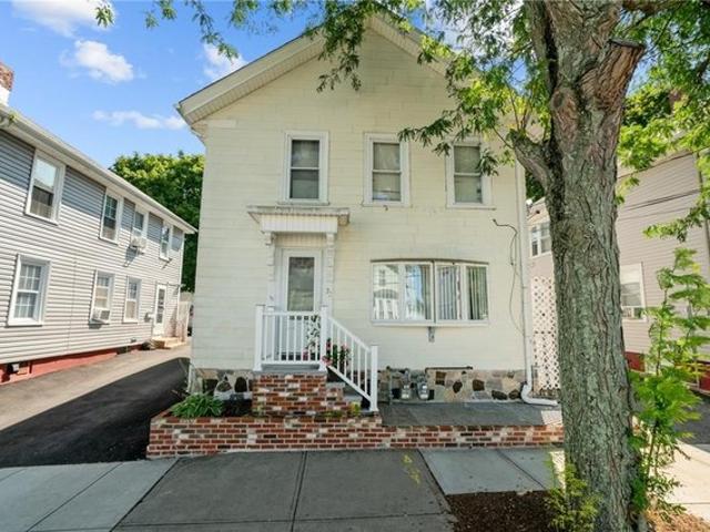 72 Moore St, Central Falls, RI 02863