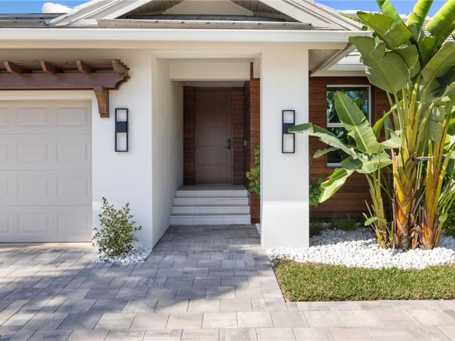 72 N Barfield Dr, Marco Island, FL 34145 | MLS #225080