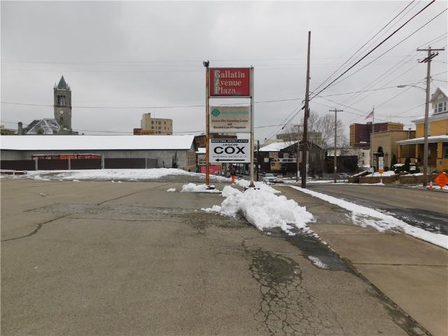 72 N Gallatin Avenue