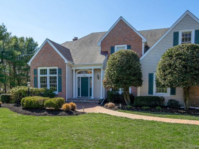 72 Norwood Rd, Northport, NY 11768 | MLS #981604 | Compass