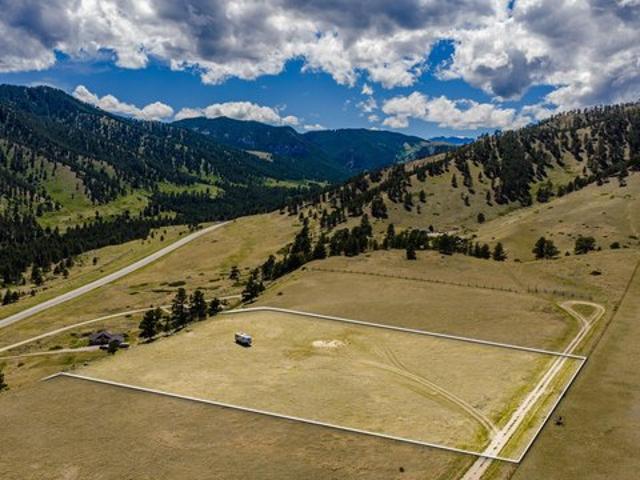 72 Old Antlers Way, Buffalo, WY 82834