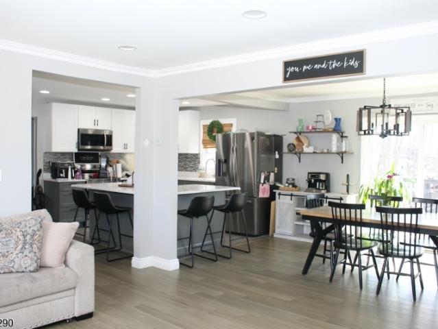 72 Orben Dr