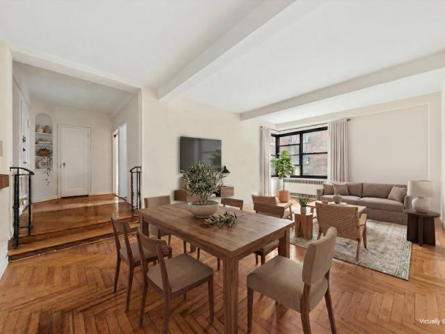 72 PARK Terrace W E67
