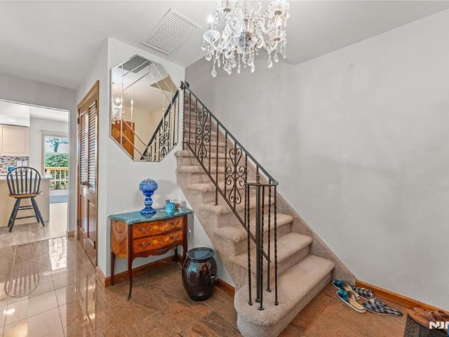 72 Pilgrim Drive