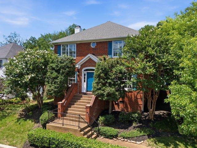 72 Ravenwood Hills Cir, Nashville, TN 37215