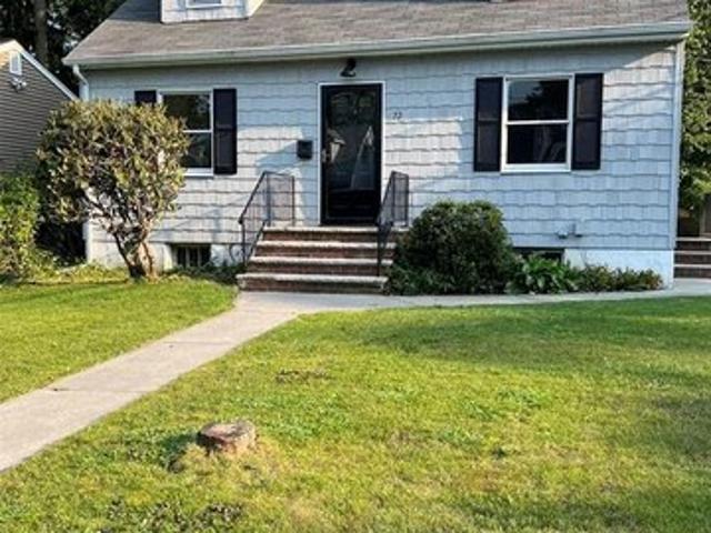72 Ridgewald Ave, Waldwick, NJ 07463