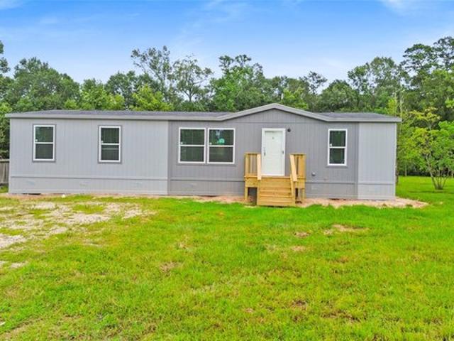 72 Road 3371B, Cleveland, TX 77327