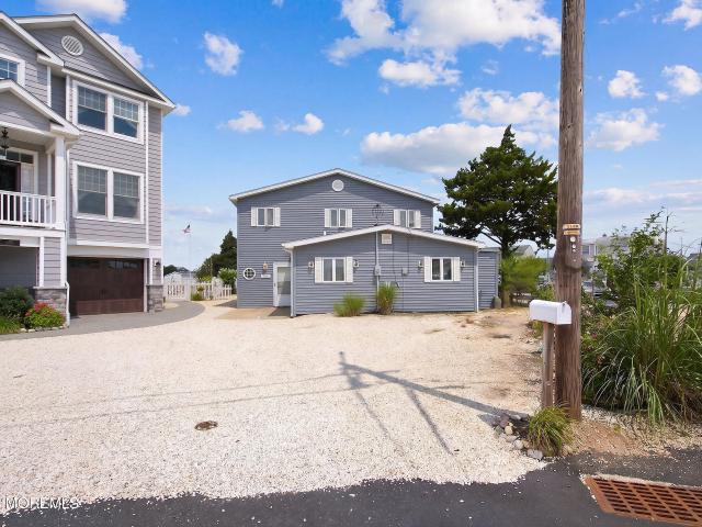 72 Rosalyn Drive