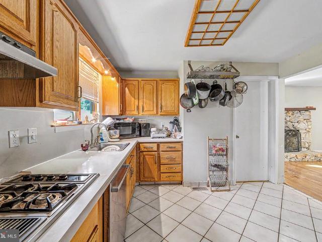 72 S Lisa Drive
