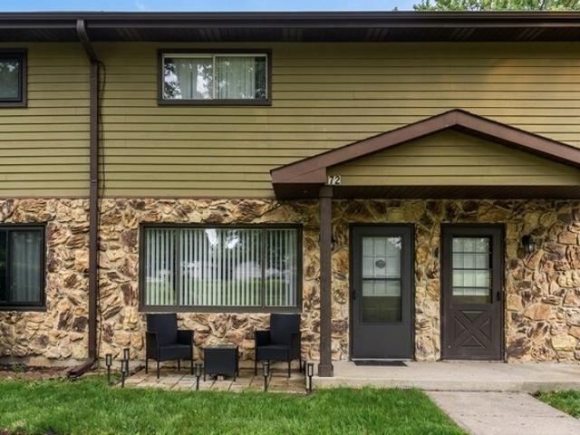 72 S Ruga Ct, Addison, IL 60101