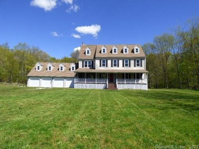 72 Stepstone Hill Rd, Guilford, CT 06437