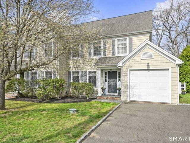 72 Summer St Unit B, New Canaan, CT 06840