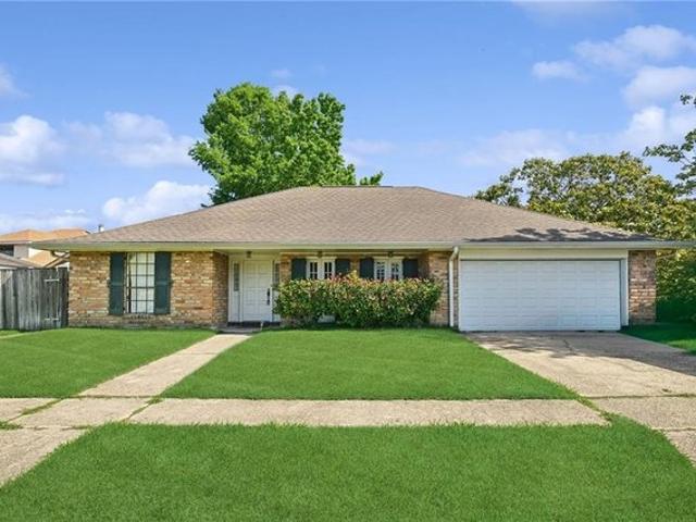 7305 Lancashire Dr, Harahan, LA 70123