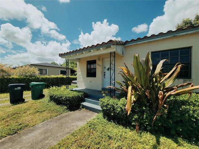 7305 SW 17th Ter, Miami, FL 33155