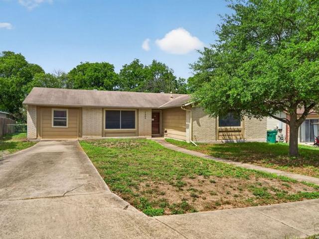 7305 Sage Oak St, Live Oak, TX 78233