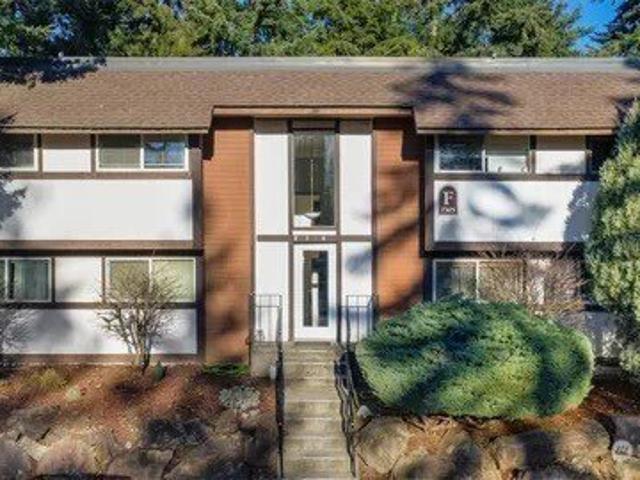 7305 th St SW Apt F6, Edmonds, WA 98026