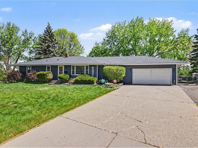 7306 Clay Ave, Inver Grove Heights, MN 55076