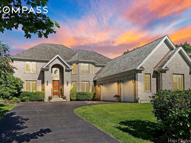 7306 Greenbridge Ln, Long Grove, IL