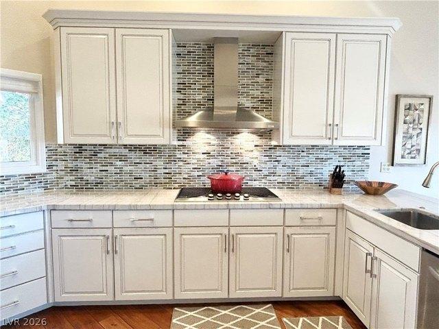 7307 Mission Hills Dr, Las Vegas, NV 89113