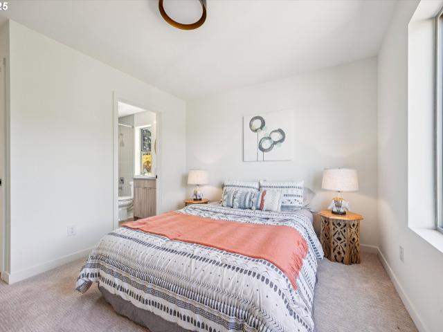 7307 N Stanford Ave, Unit B, Portland, OR 97203 | MLS #165189