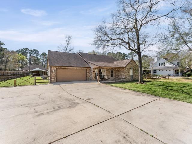 7307 Nickaburr Creek Dr, Magnolia, TX 77354 | MLS #54940 | Compass