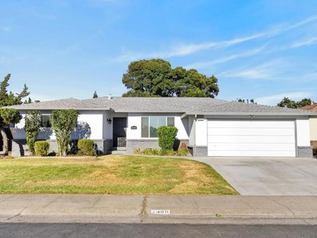 7309 Stanwood Way, Sacramento, CA 95831