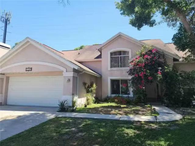7309 YARDLEY WAY, TAMPA, FL 33647 Single Family Residence For.