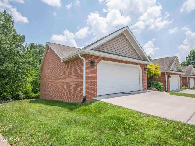 7300 Brook Run Way, Knoxville, TN 37920 | MLS #1307 | Compass