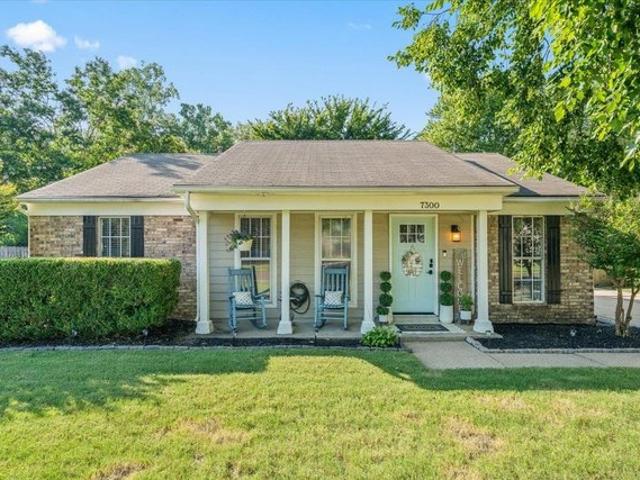 7300 Countryside Dr, Memphis, TN 38133