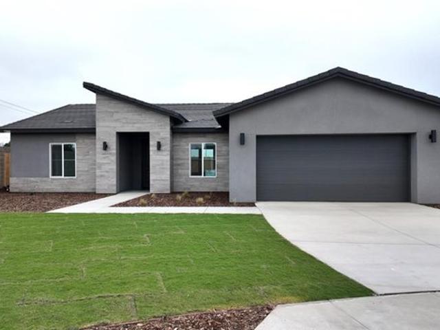 7300 Cryosphere St, Bakersfield, CA 93311