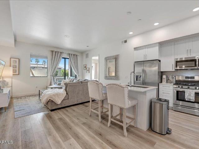 7300 E Earll Dr, Unit 1013, Scottsdale, AZ 85251 | MLS #6997