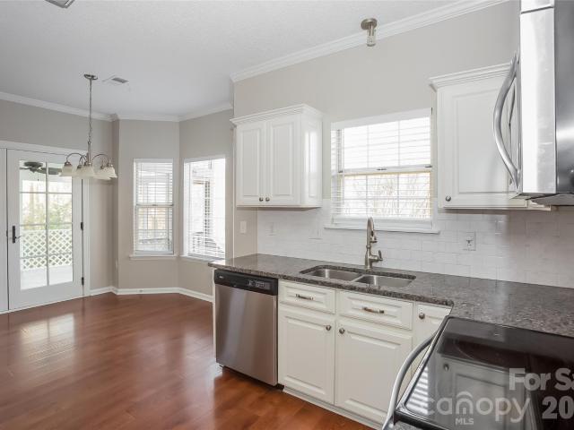7300 Reynard Ln, Charlotte, NC 28215 | MLS #4356