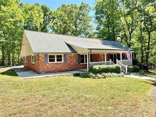 7300 Rivertown Rd, Fairburn, GA 30213