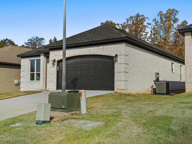 7300 Stonehenge Drive