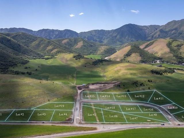 7300 S 4100 W Unit 16, Wellsville, UT 84339